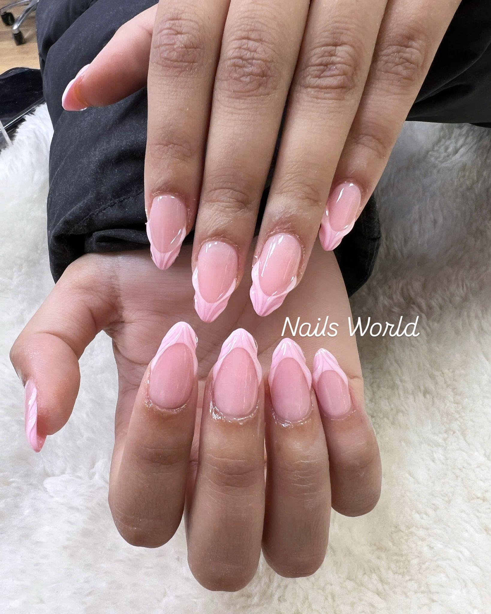 Nails World
